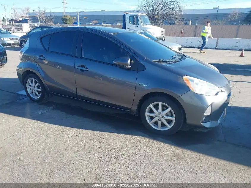 VIN: JTDKDTB34C1031059 | TOYOTA PRIUS C 2012 car history - Stat.vin