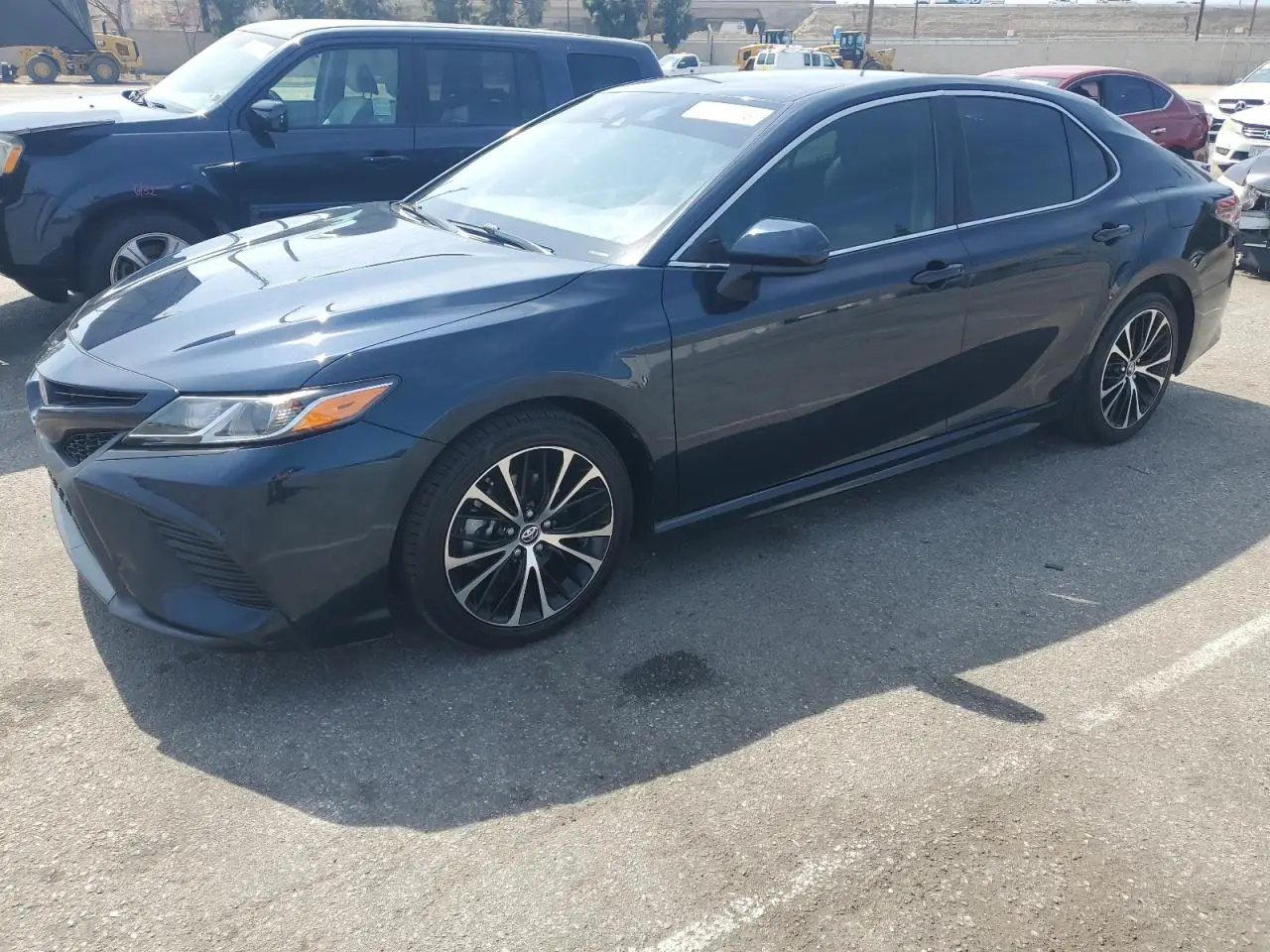 VIN: 4T1B11HK0JU551987 | TOYOTA CAMRY 2018 car history - Stat.vin