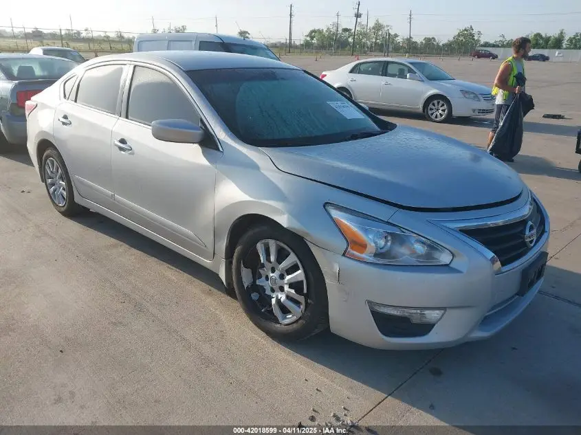 VIN: 1N4AL3AP1FN308966 | NISSAN ALTIMA 2015 car history - Stat.vin