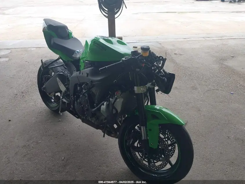 VIN: JKBZXJJ17SA019129 | KAWASAKI ZX636 2025 car history - Stat.vin