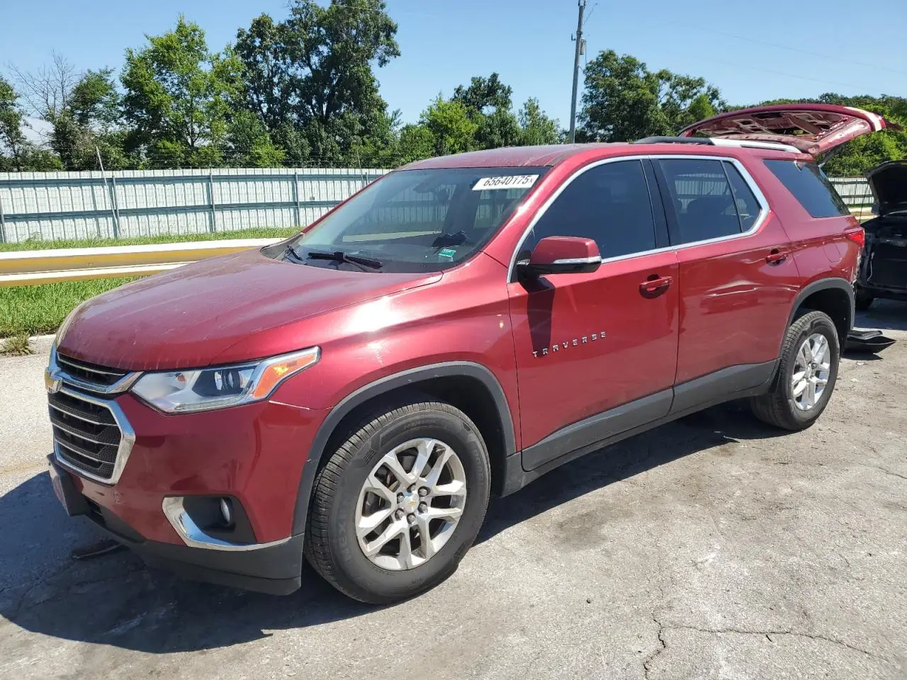 VIN: 1GNEVGKW8JJ135442 | CHEVROLET TRAVERSE 2018 car history - Stat.vin